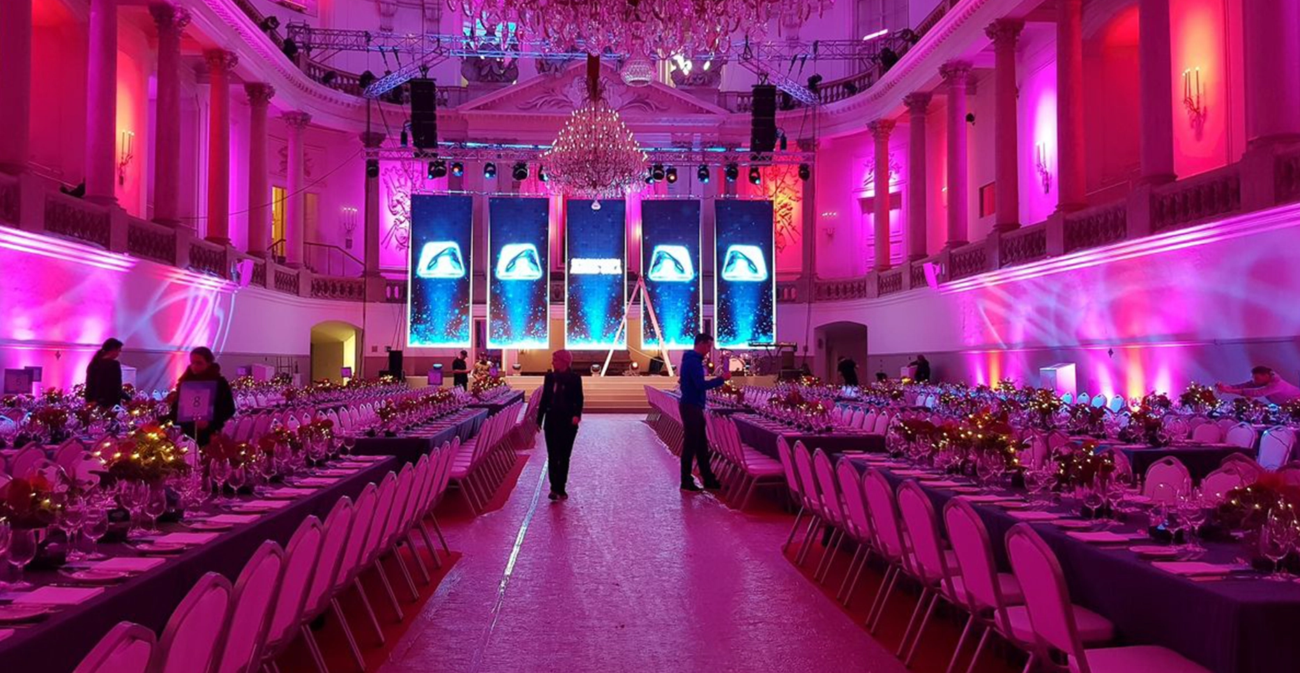 Eventausstattung & Eventmobiliar in Frankfurt mieten